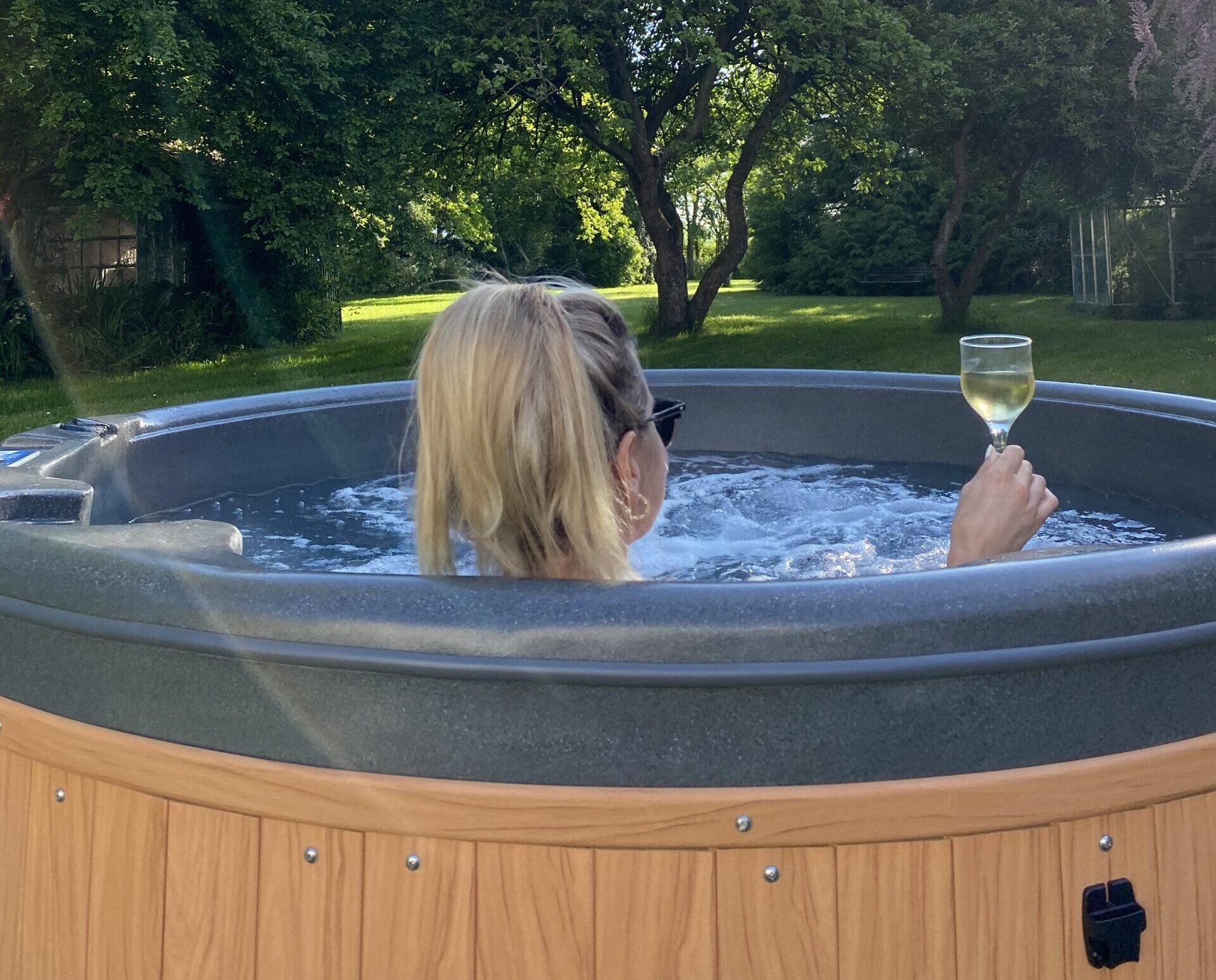Hot Tub Therapy - An In Depth Exploration of its Benefits - Jack Uzzi